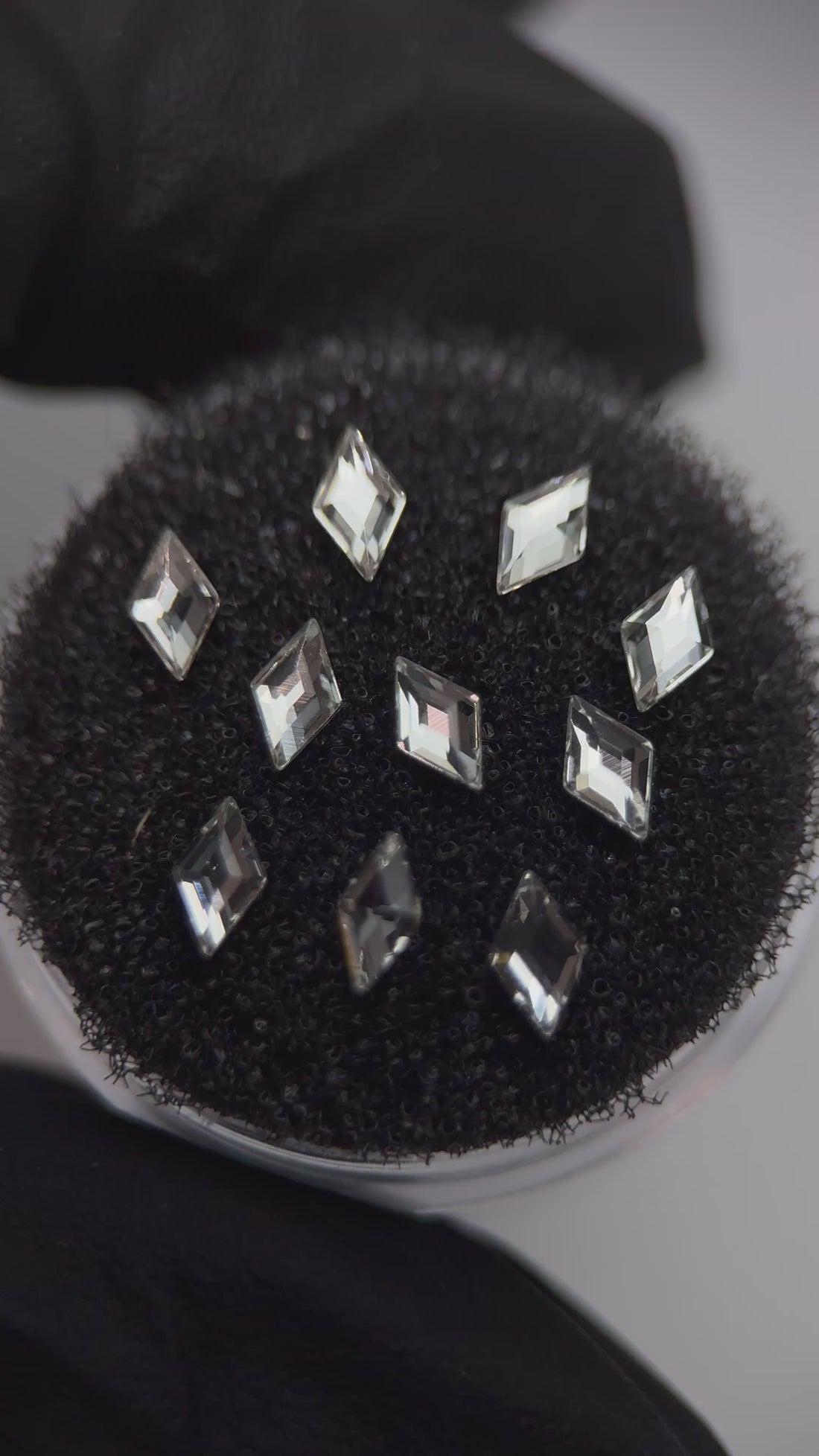 Pack 10 gemas dentales Rombo SWAROVSKI® - Crystal – Amy Beauty Studio